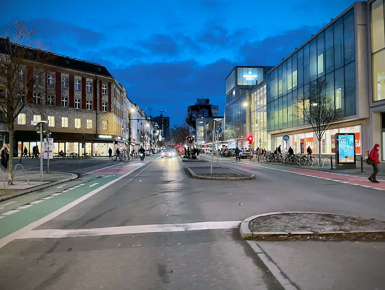 Die Schloßstraße in Steglitz - nuBerlin